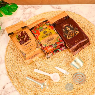 Kits Cafeteros: Incluye café, accesorios y tutoriales